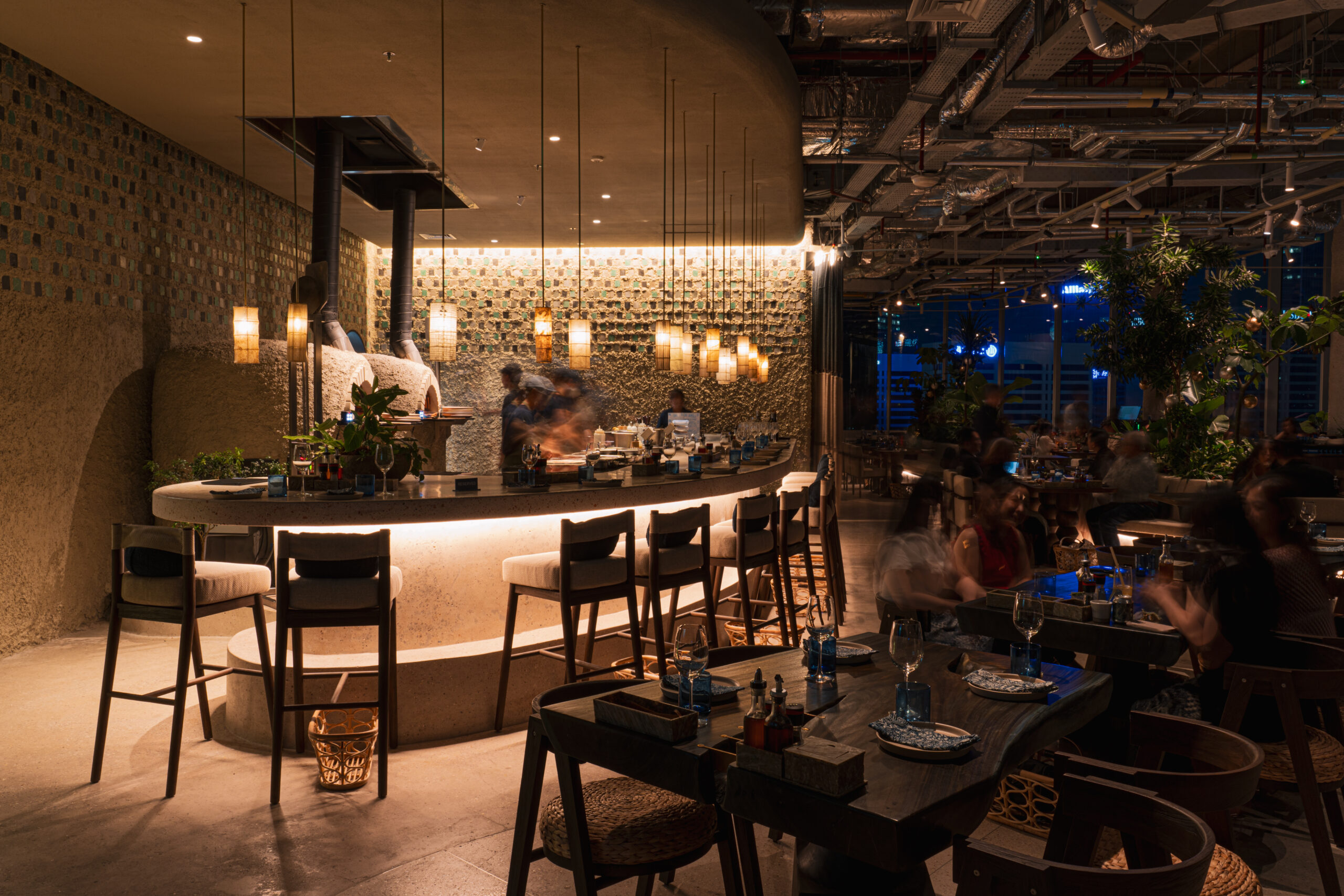 Pizza 4P's | Delivering Wow, Sharing Happiness